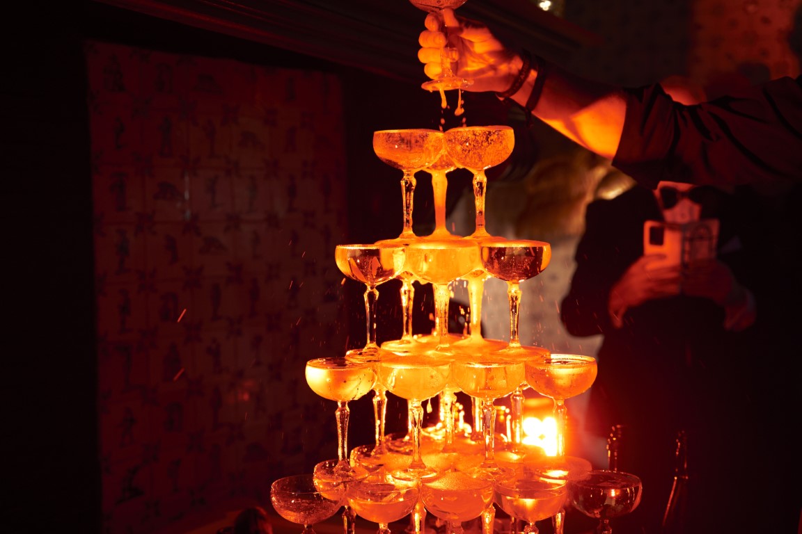 Top secret: van deze 7 geheime speakeasy-locaties kende je het bestaan ...